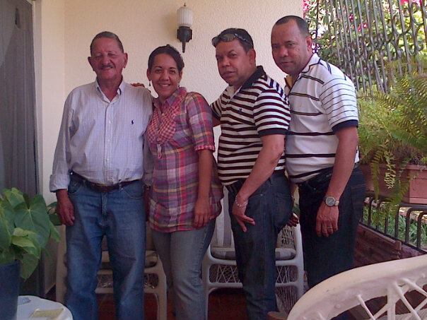 Haitiano obliga a Felin Benzan a firmarle cheque por 200 mil; policia ...