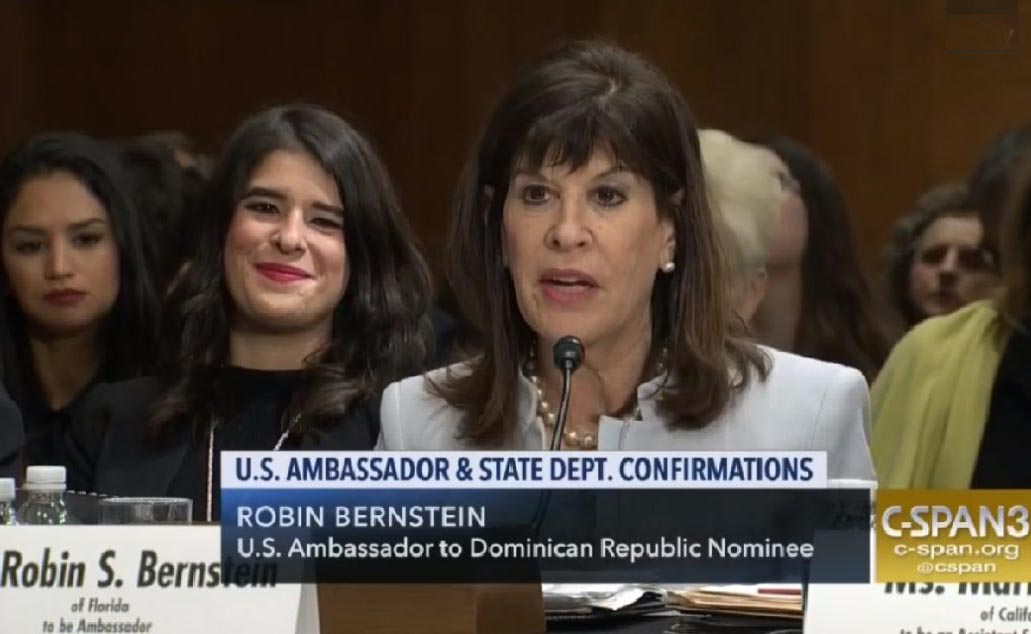 Hoy llega al país la nueva embajadora de Estados Unidos – El Granero ...