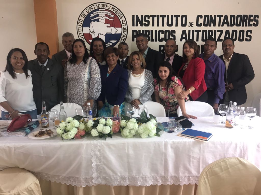 Juramentan nueva directiva contadores públicos San Juan – El Granero ...