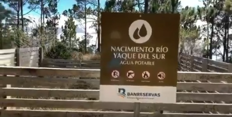 Vídeo: Condición del nacimiento del río Yaque del Sur por la sequía ...
