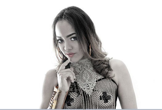 Joven artista azuana apuesta a su éxito nacional e internacional – El ...