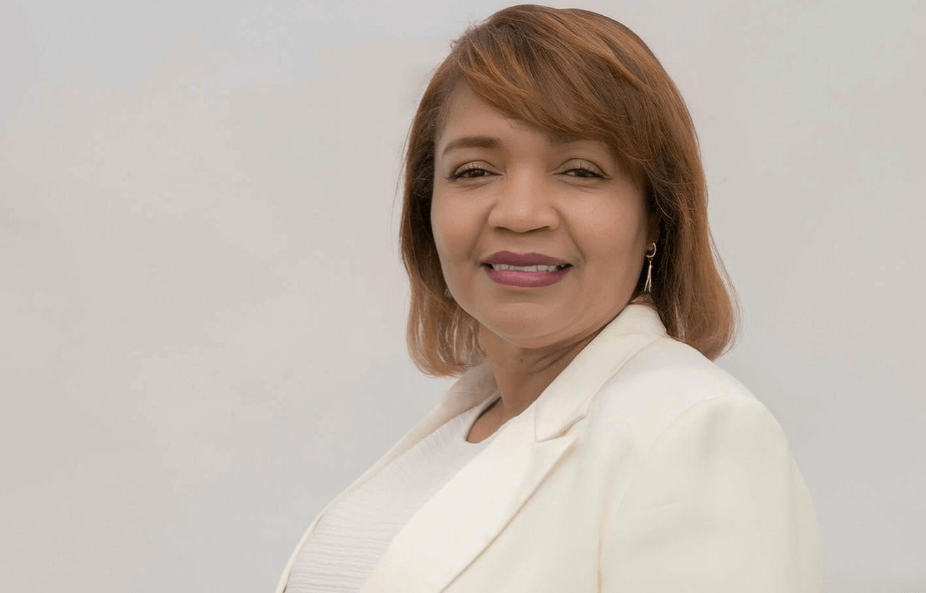 La gobernadora de San Juan ve bien estudio sobre mina de Romero – El ...