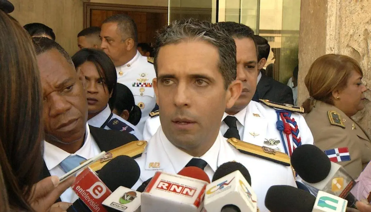 Juez levanta prisión preventiva al general Torres Robiou, acusado de ...