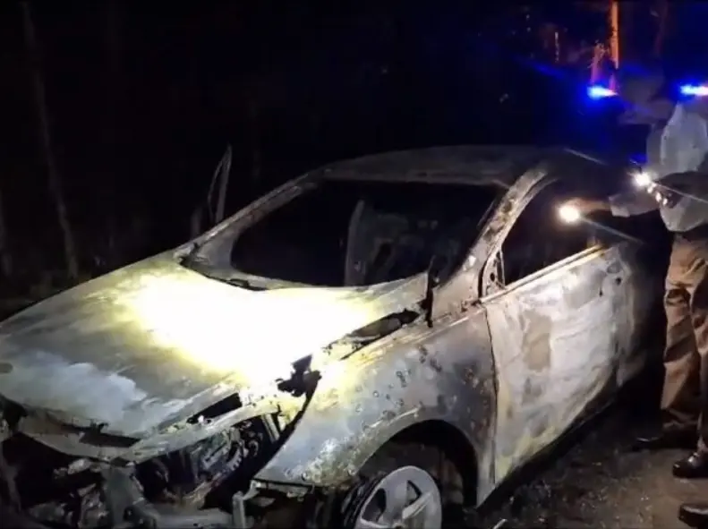 Identifican los dos cadáveres calcinados en auto en Loma Miranda – El Granero del Sur